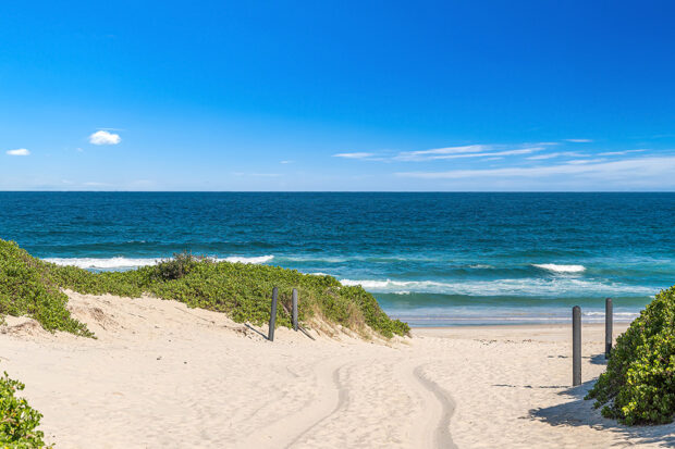 Villas, Cabins, Glamping & Caravans | Official Website | Ballina Beach ...